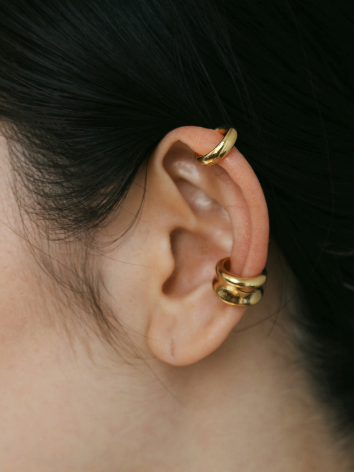 Arc ear cuff in gold – CALLMOON