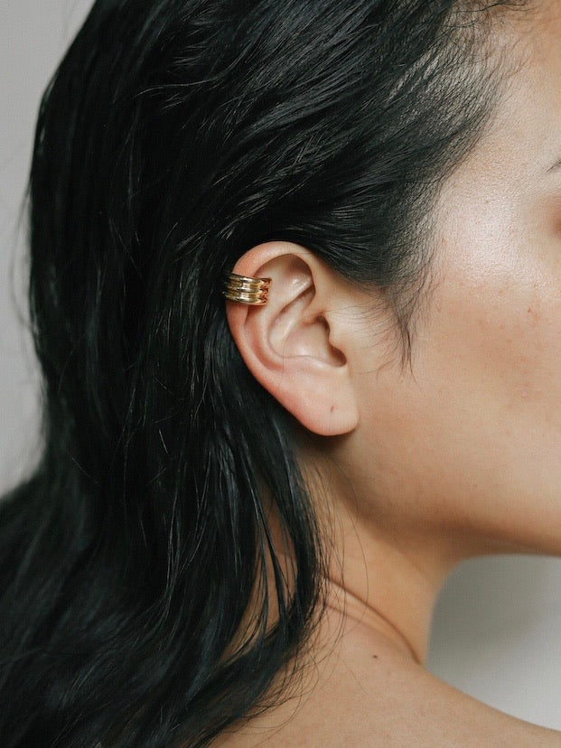 Juno triple ear cuff in gold – CALLMOON