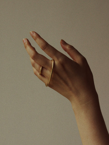 Void ring in gold | CALLMOON